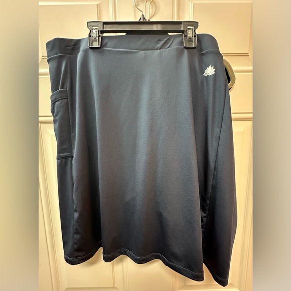Snoga | Skirts | Snoga Fit Skort 3x | Poshmark